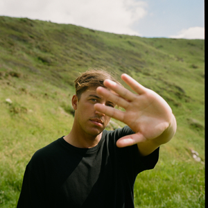 Nathan Ball · Bitterzoet